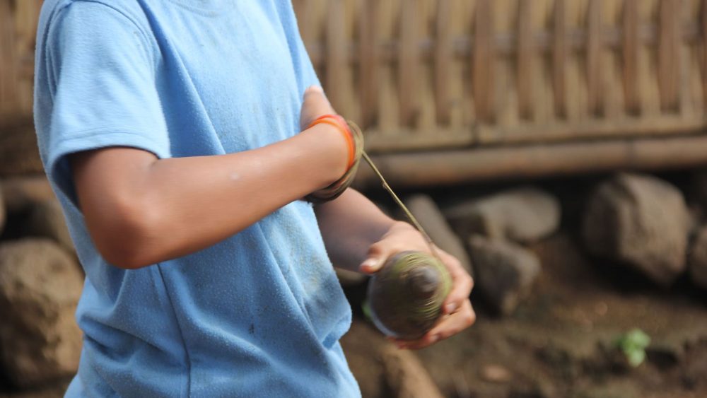 Gasing, Permainan Tradisional Yang Masih Bertahan Hingga Sekarang - Cultura