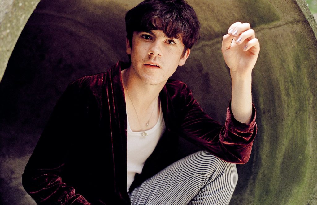 Declan McKenna: Beautiful Faces Single Review - Cultura