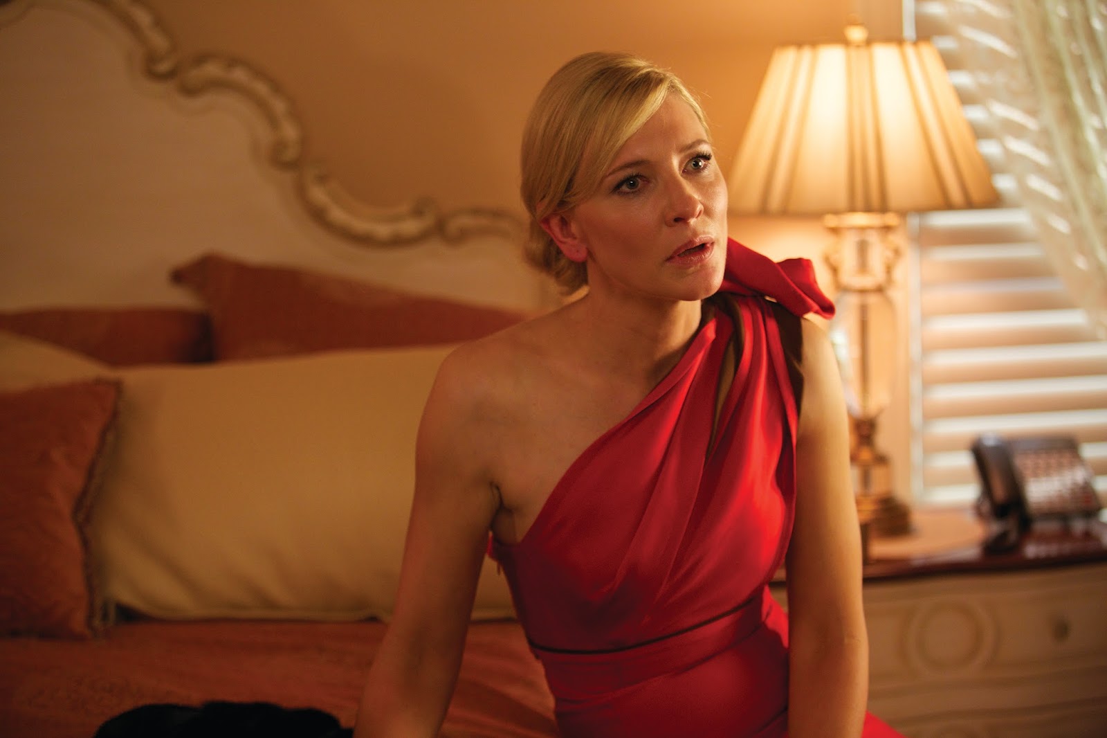 Blue Jasmine Review: Masa Sulit Seorang Mantan Sosialita Sombong - Cultura