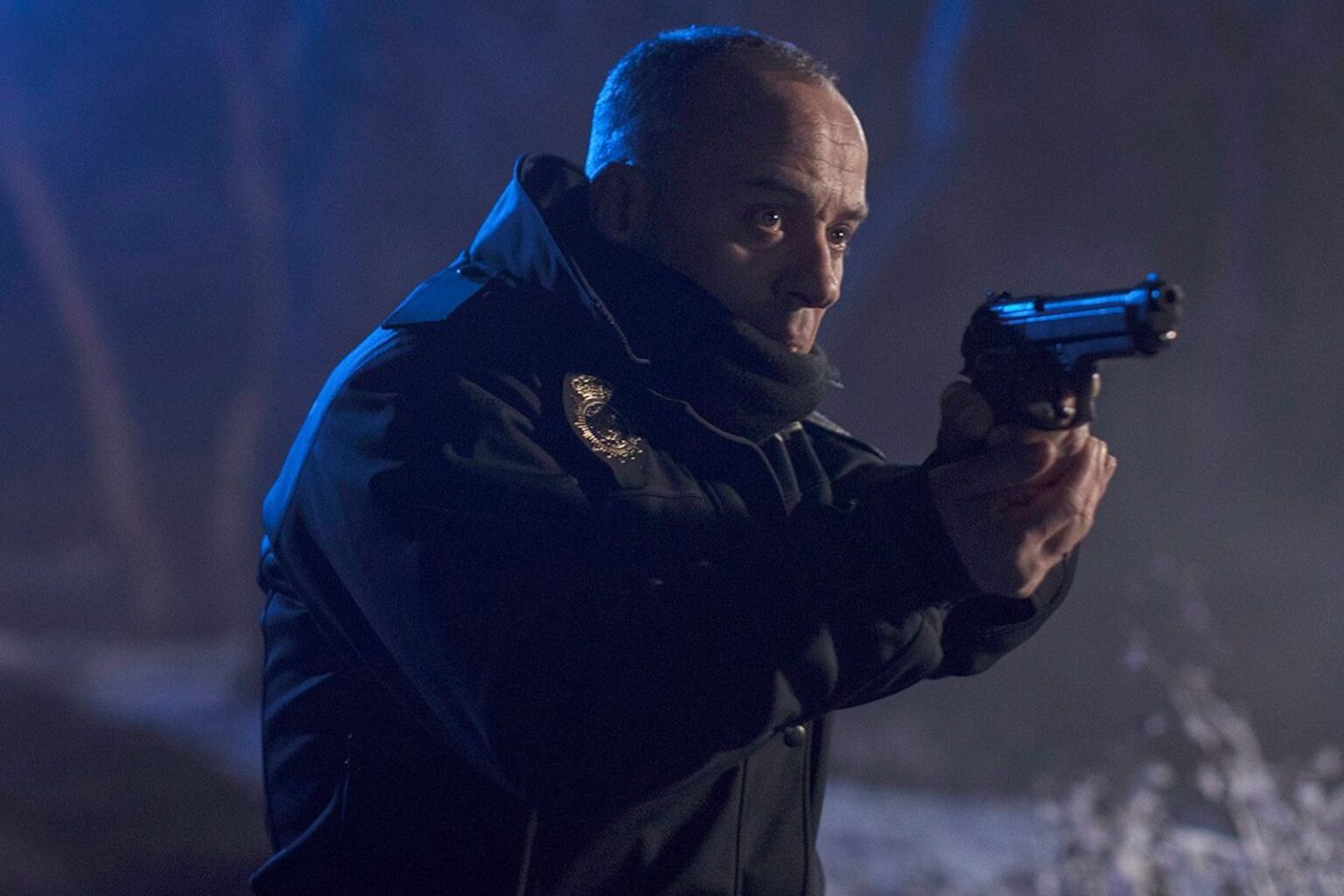 Below Zero Review: Pembajakan Truk Narapidana yang Menegangkan - Cultura