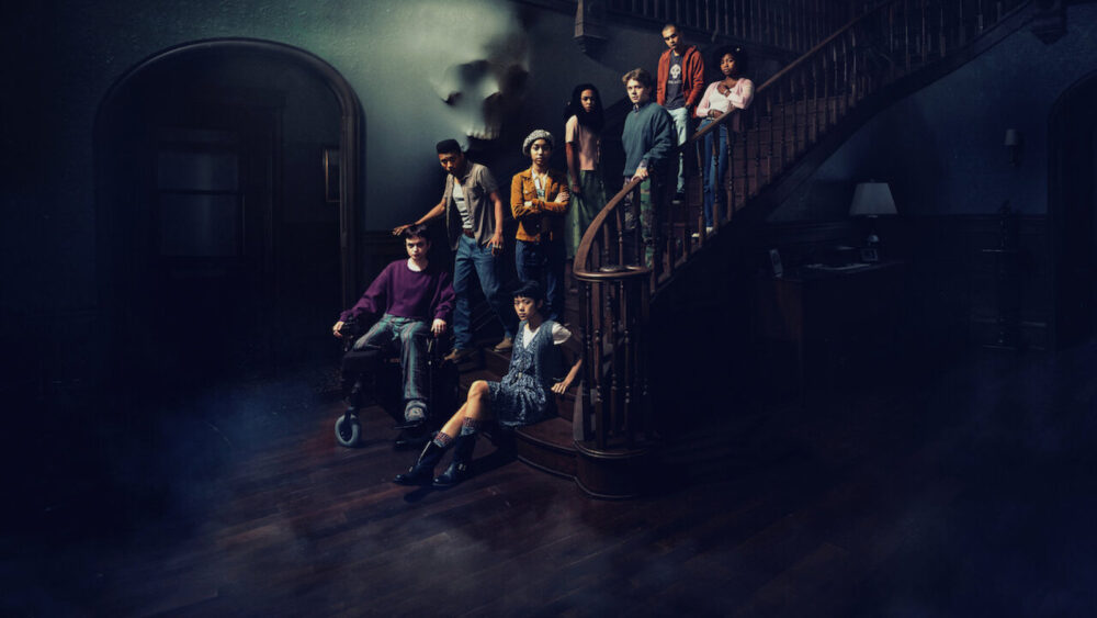 The Midnight Club Review: Segala Jenis Genre Horor Hadir dalam Serial ...