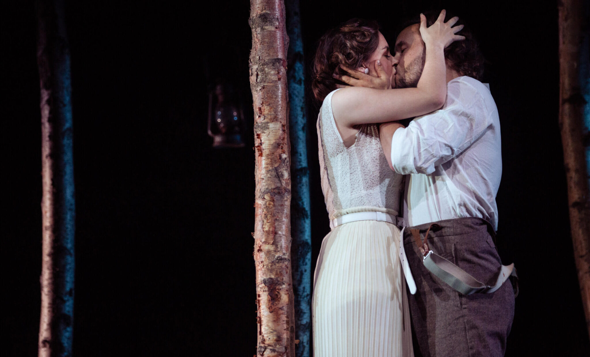 Lady Chatterley’s Lover Review: Remake Period Romance Paling Kontroversial - Cultura