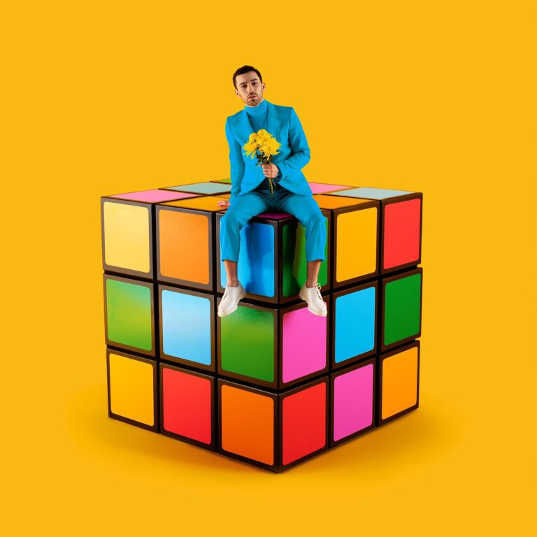 MAX: Colour Vision Album Review - Cultura