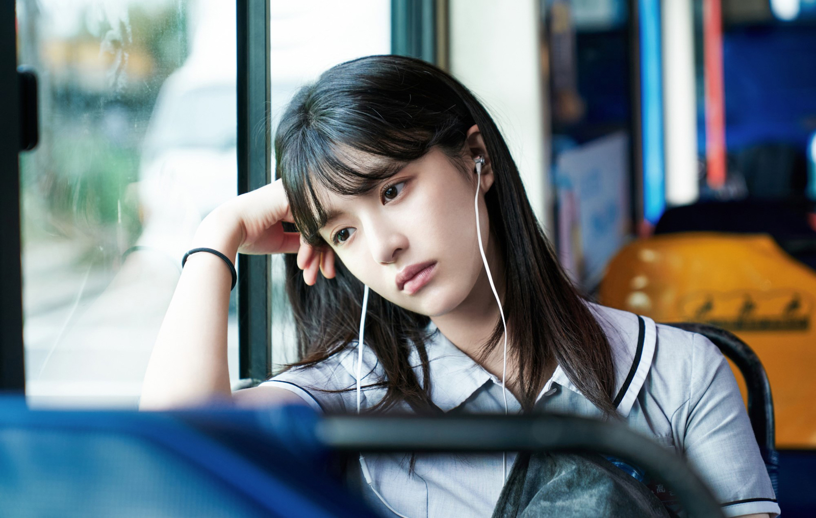 Moving Review (Part 1): Serial Superhuman Korea Terbaik Saat Ini - Cultura