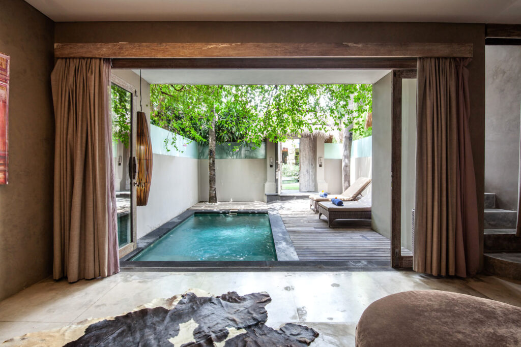 Blue Karma Dijiwa Seminyak: Bertemunya Tradisi, Seni dan Kemewahan ...