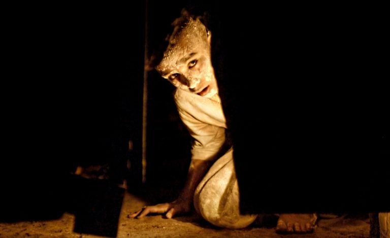 Tumbbad Review: Mitos, Keserakahan, dan Sinema India yang Mencengangkan ...